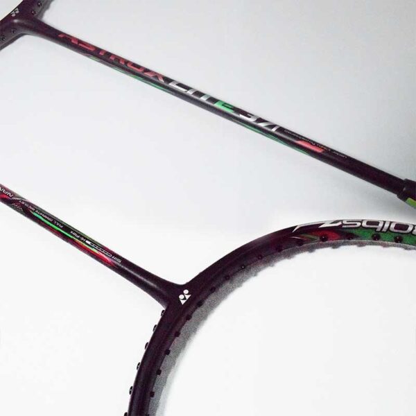 Raket Badminton Yonex Astrox Lite 37i Black - Alat Olahraga